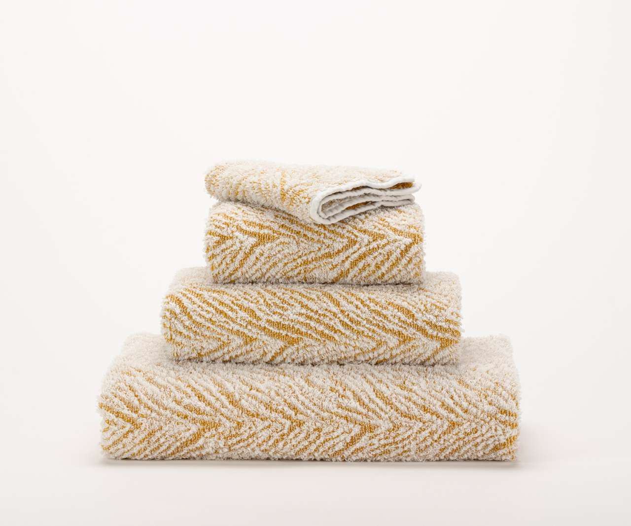Abyss VASCO towels 630g in two colours