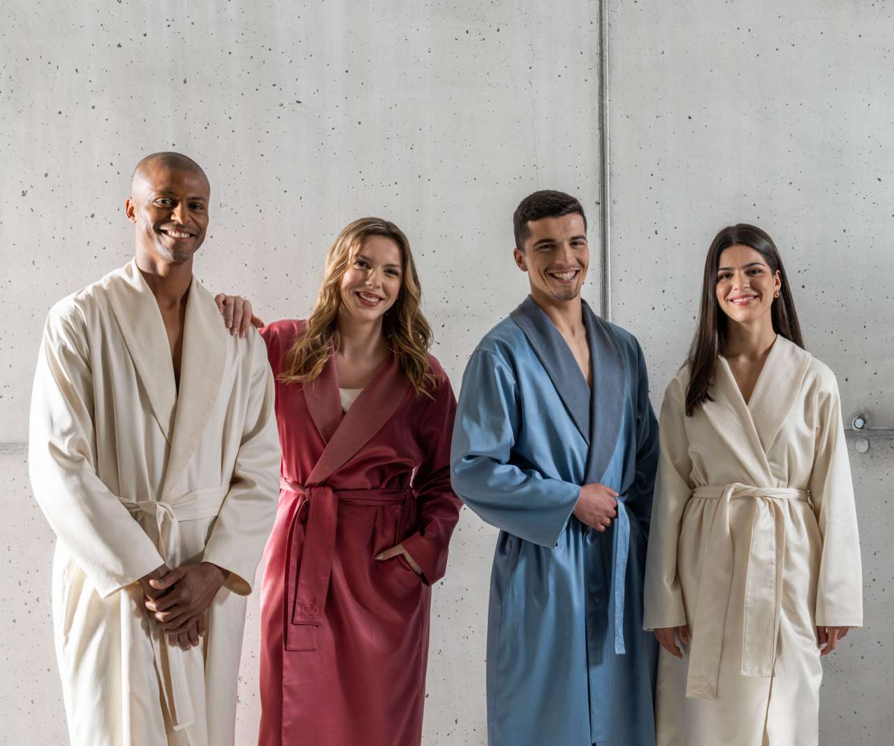 Celso de Lemos ALMA housecoat in 700 TC satin by Celso de Lemos